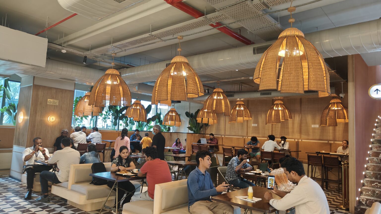 Niloufer Café Hitech City - Chai, Snacks, Ambience & Monsoon Magic!